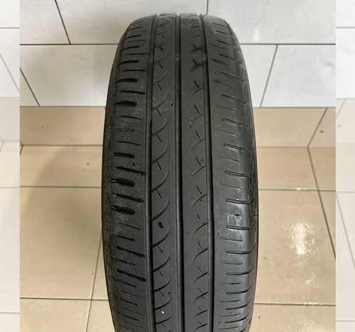 Yokohama BluEarth AE01 175/70 R14