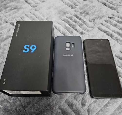 Samsung Galaxy S9, 4/64 ГБ