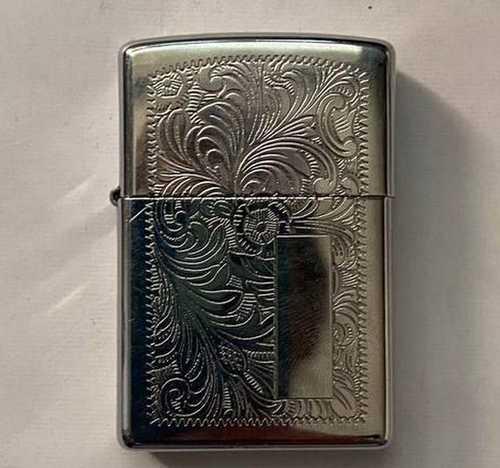 Зажигалка бензиновая zippo оригинальная