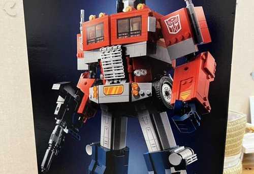 Lego 10302 Optimus Prime. Конструктор