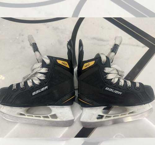 Хоккейные коньки bauer supreme, размер Y9