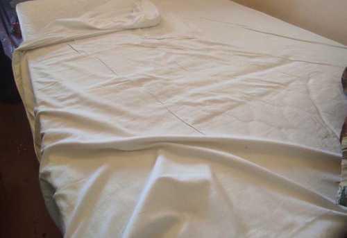 Кровать двухспальная с матрасом бу 145х210