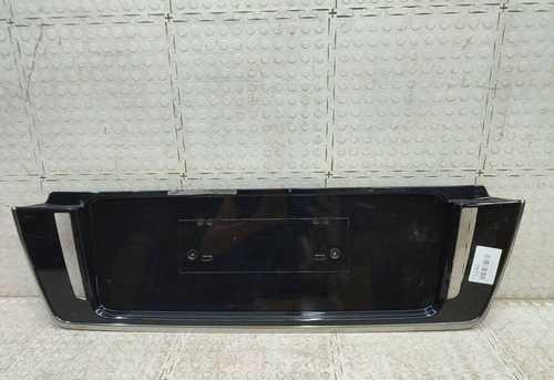 Накладка крышки багажника Lexus Lx570 J200