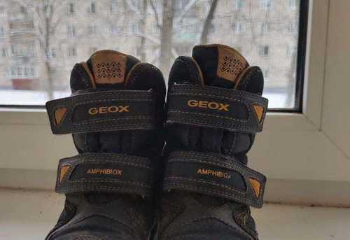 Ботинки Geox детские 27 размер, зима