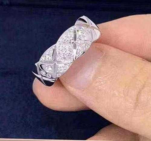 Кольцо Chanel, золото, бриллианты 0,18 ct