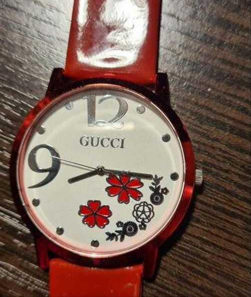 Часы наручные Gucci