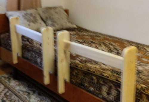 Защитные бортики для кроватки