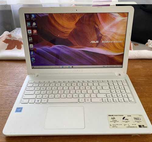 Ноутбук Asus X540S