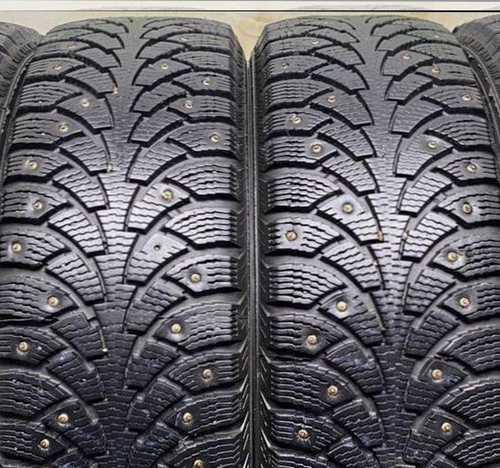 Nokian Tyres Hakkapeliitta 4 215/65 R16