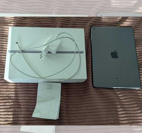 iPad 7 (2019) 32 gb Black