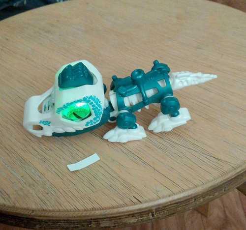 Продам динозавра игрушка