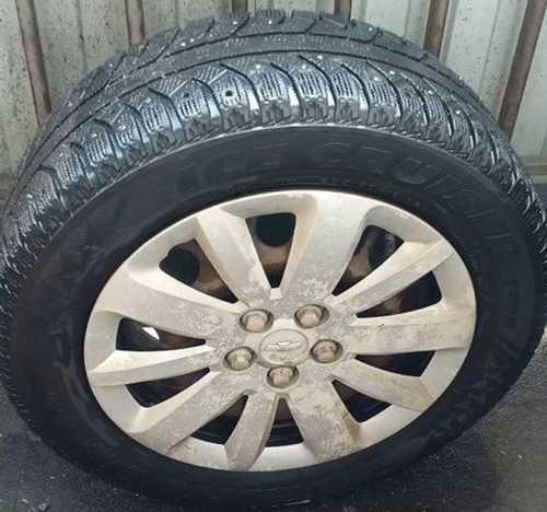 Bridgestone Ice Cruiser 7000 205/60 R16