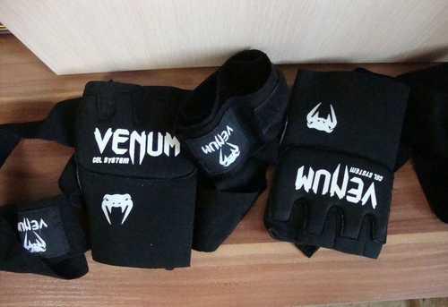 Перчатки для тренировок и фитнеса Venum