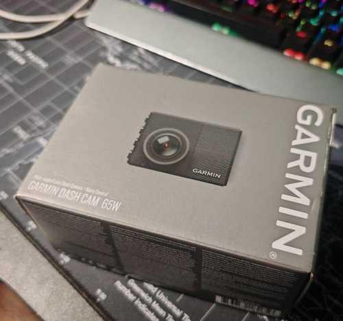 Видеорегистратор garmin dash cam 65w