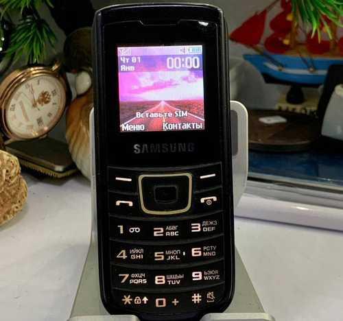 Samsung E1100