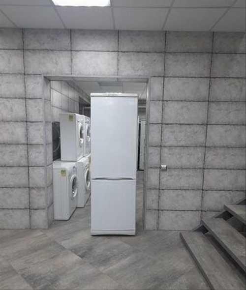 Холодильник Stinol RF345A008
