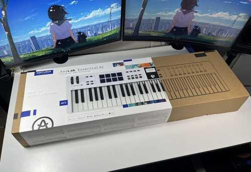 Arturia Keylab Essential 61 MK3 White новая + софт