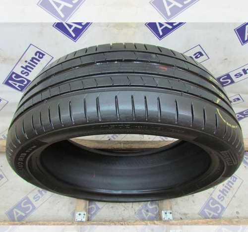 Pirelli P Zero PZ4 225/40 R19 89H