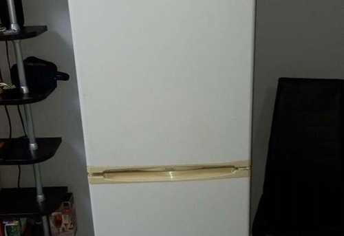 Холодильник Stinol 167см б.у