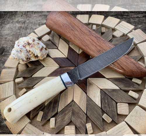 Нож из дамаска
