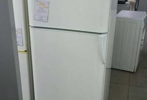 Indesit надежный холодильник
