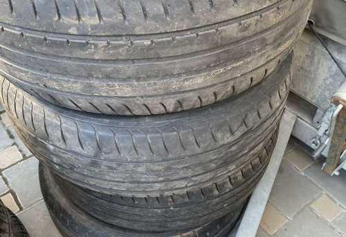 Goodyear Assurance TripleTred 235/60 R17