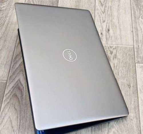 Dell Precision 7560 (RTX A4000)