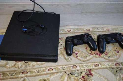 Sony PS4 500gb + 2 Джойстика и 4 игры
