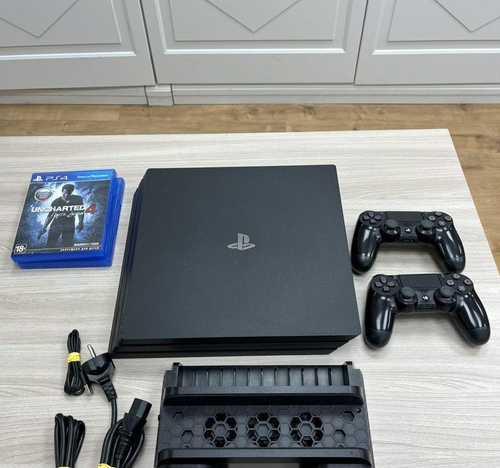 Sony playstation 4 pro 1tb 2 геймпада