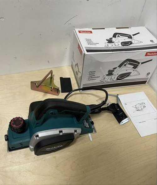 Рубанок электрический Makita KP0800