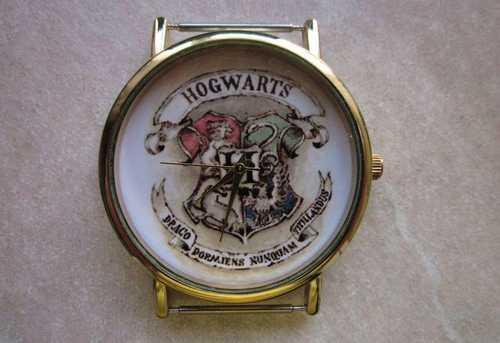 Часы с логотипом Hogwarts из Гарри Поттера