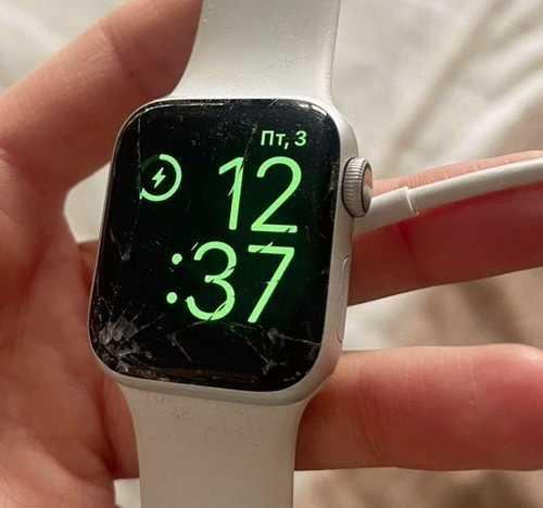 Apple watch 4 40