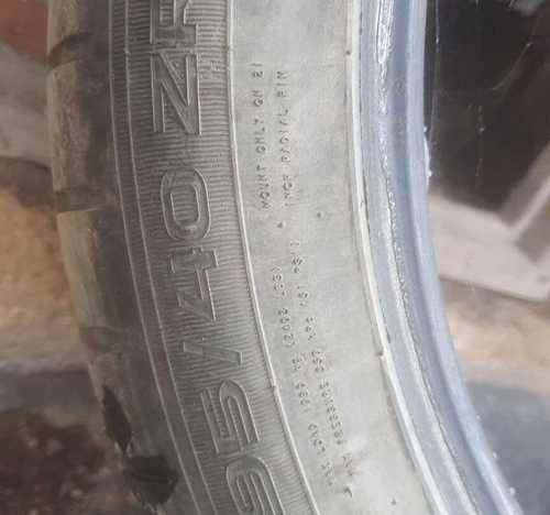 Nokian Tyres Line SUV 295/40 R21