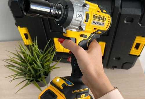 Гайковерт аккумуляторный dewalt новый