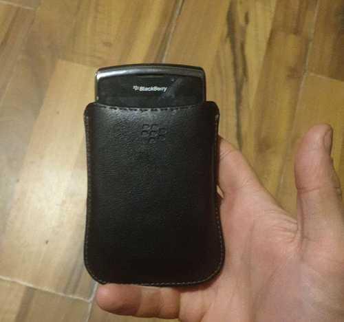 BlackBerry Torch 9810, 8 ГБ