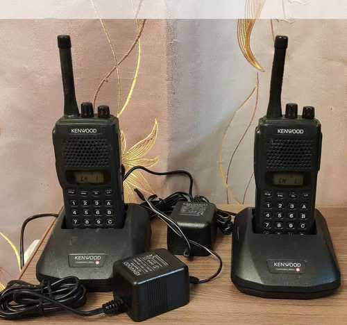 2 Рации Kenwood TK-370, UHF 400-430. Цена за обе