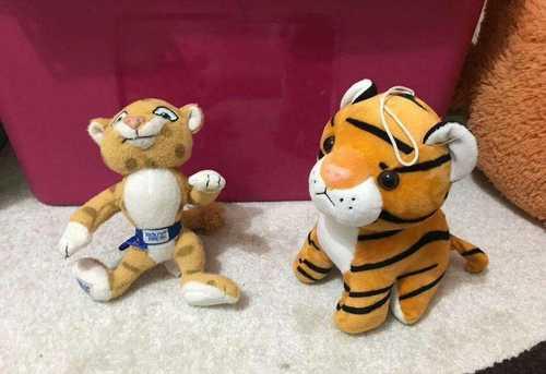 Мягкие игрушки: тигры
