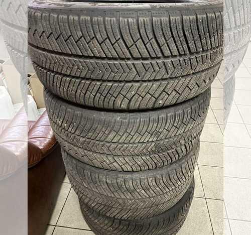 Michelin Pilot Alpin PA4 285/35 R20 101V