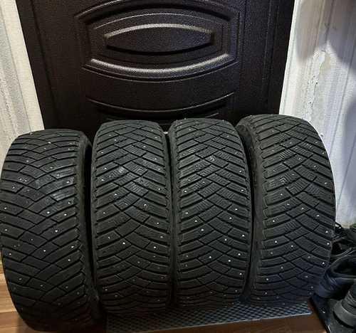 Goodyear UltraGrip Ice 195/60 R15 88T