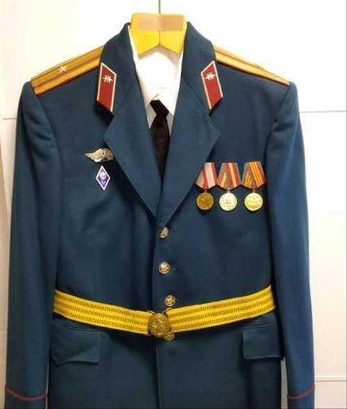Парадная военная форма офицера вс СССР