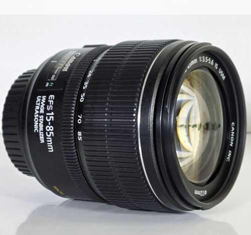 Canon EF-S 15-85mm f/3.5-5.6 IS USM