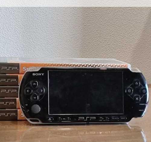 Psp 3008 (без аккумулятора и зарядки) и игры
