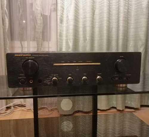 Интегральный усилитель стерео Marantz PM7001