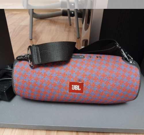 Колонка JBL extreme 1