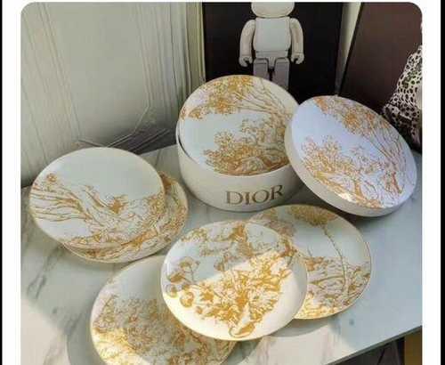Набор столовой посуды Dior