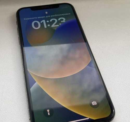 iPhone Xs, 64 ГБ