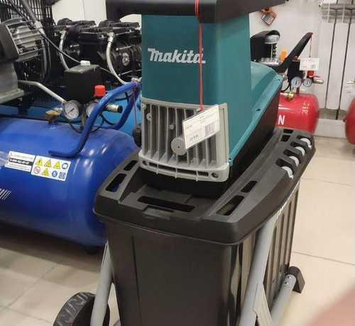 Измельчитель Makita UD 2500