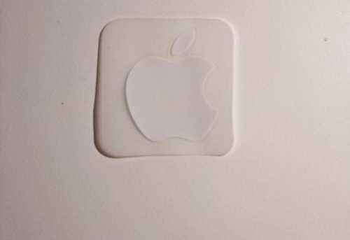 Маленькая наклейка Apple