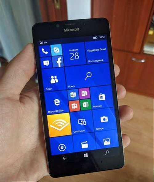 Microsoft Lumia 950