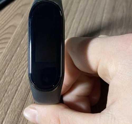 Фитнес браслет xiaomi mi band 4